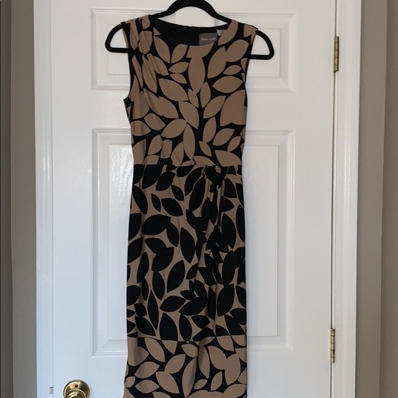 Phase Eight | Dresses | Phase Eight Leora Leaf Print Womens Dress ...